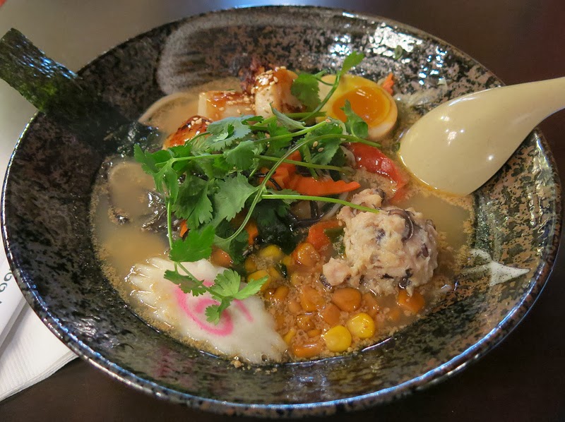 Full Noodle Frontity: Oo-longing For Udon at Oolong Noodles