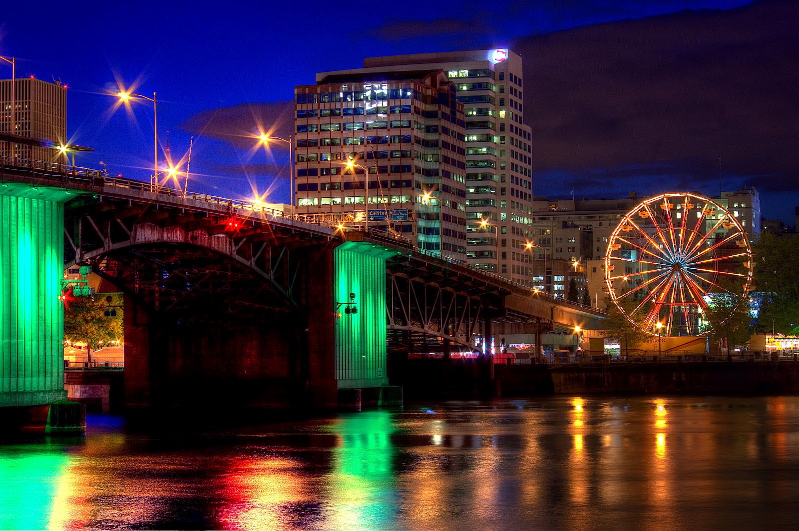 Thom Zehrfeld Photography : Portland Night Views