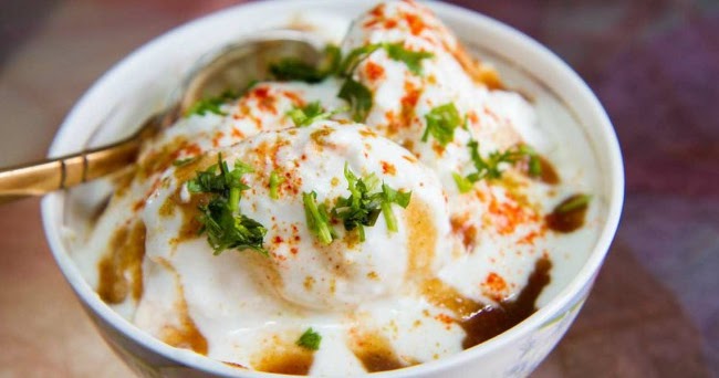 HOW TO MAKE DAHI VADA/ DOI BORA | Everything In Here