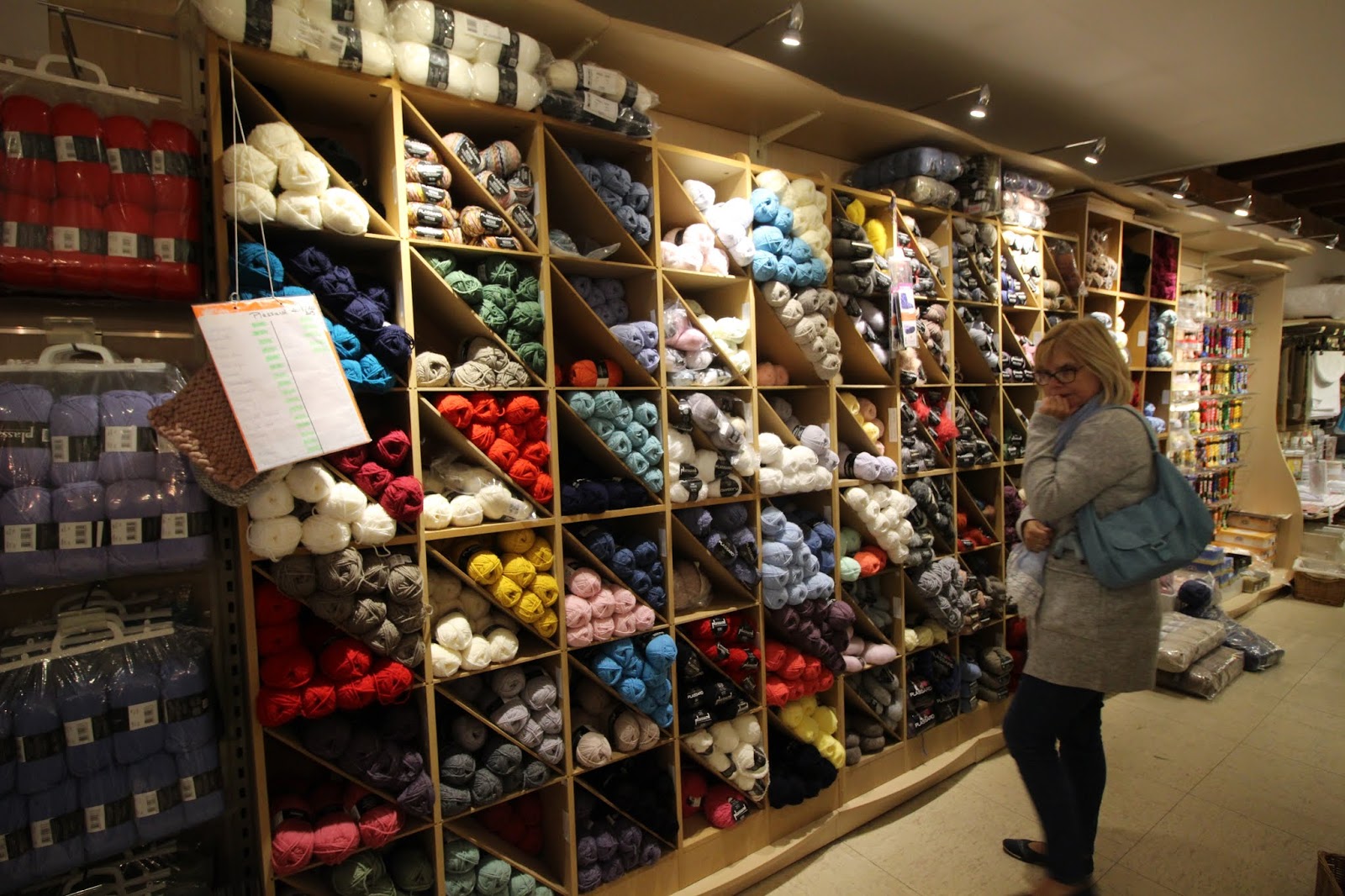 Knitting and crochet workshops and retreats