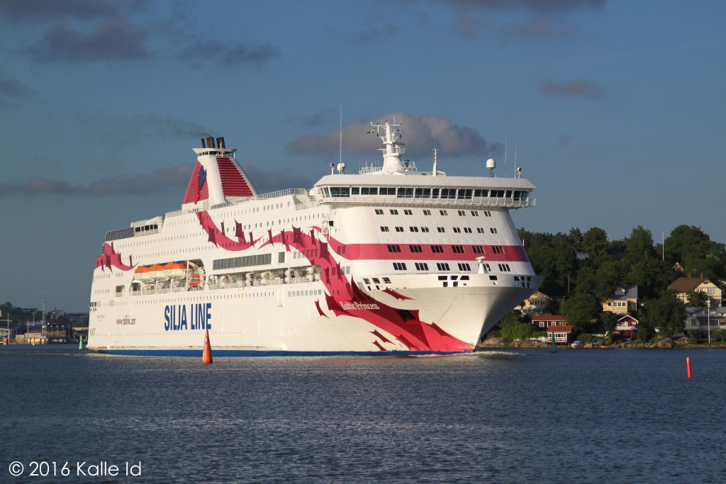 kships: Baltic Princess in Turku, 20 June 2016