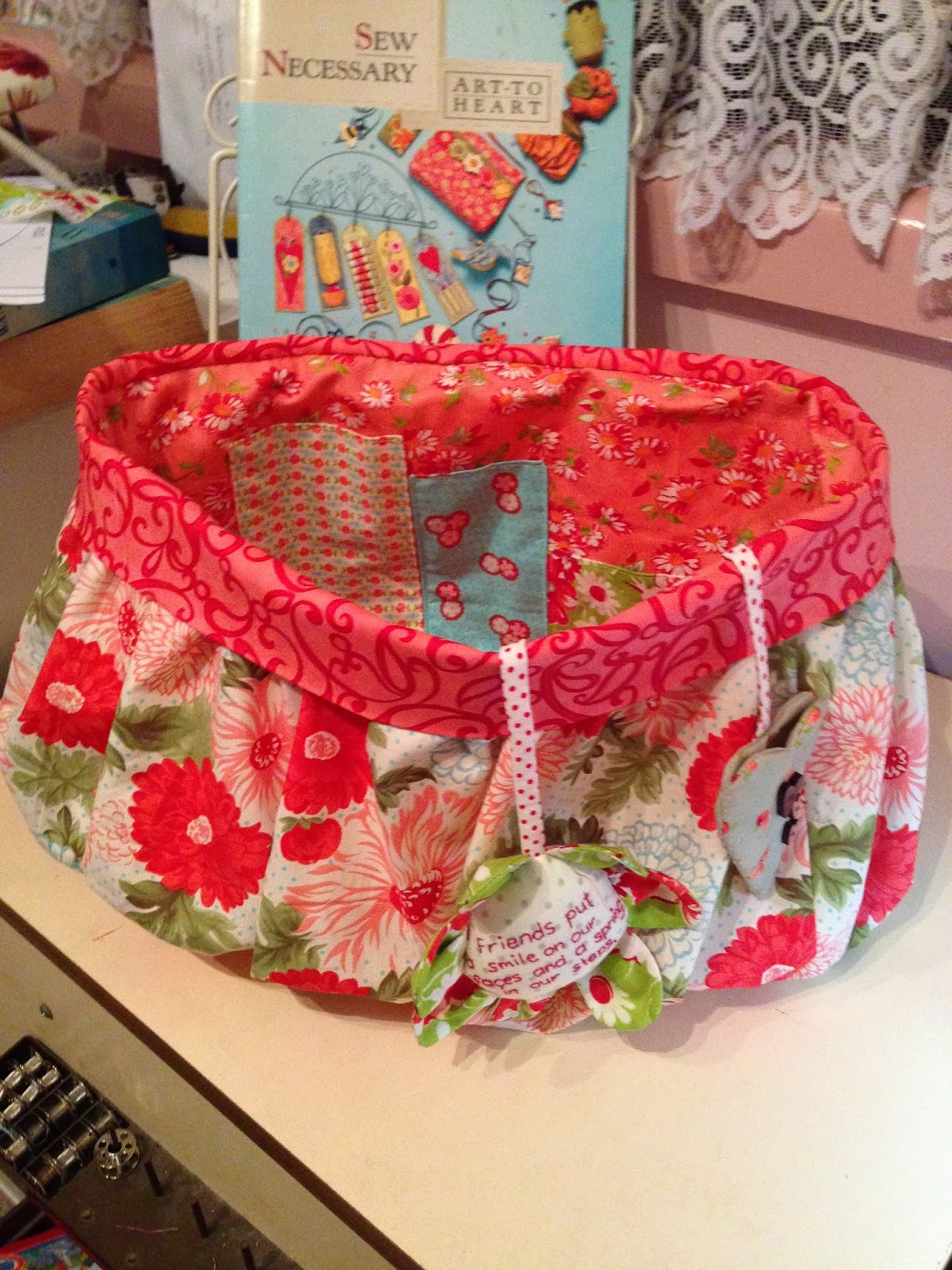 Lynda in Wonderland: Secret Sewing - Birthday Present