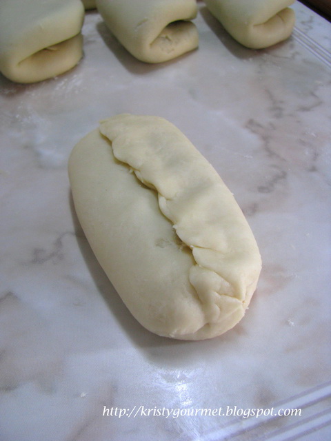 Teochew Red Bean Puff 潮州豆沙酥饼