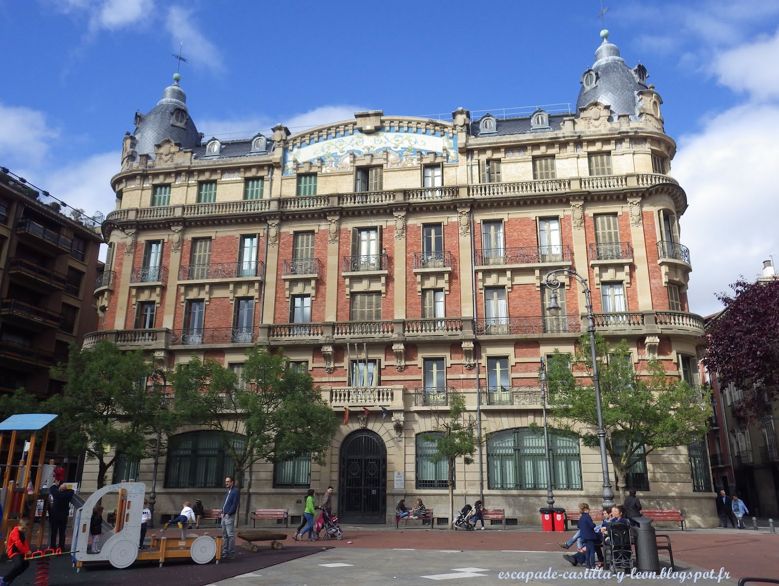 Escapade en Castilla y León: Pamplona : De la cité militaire à la ville ...