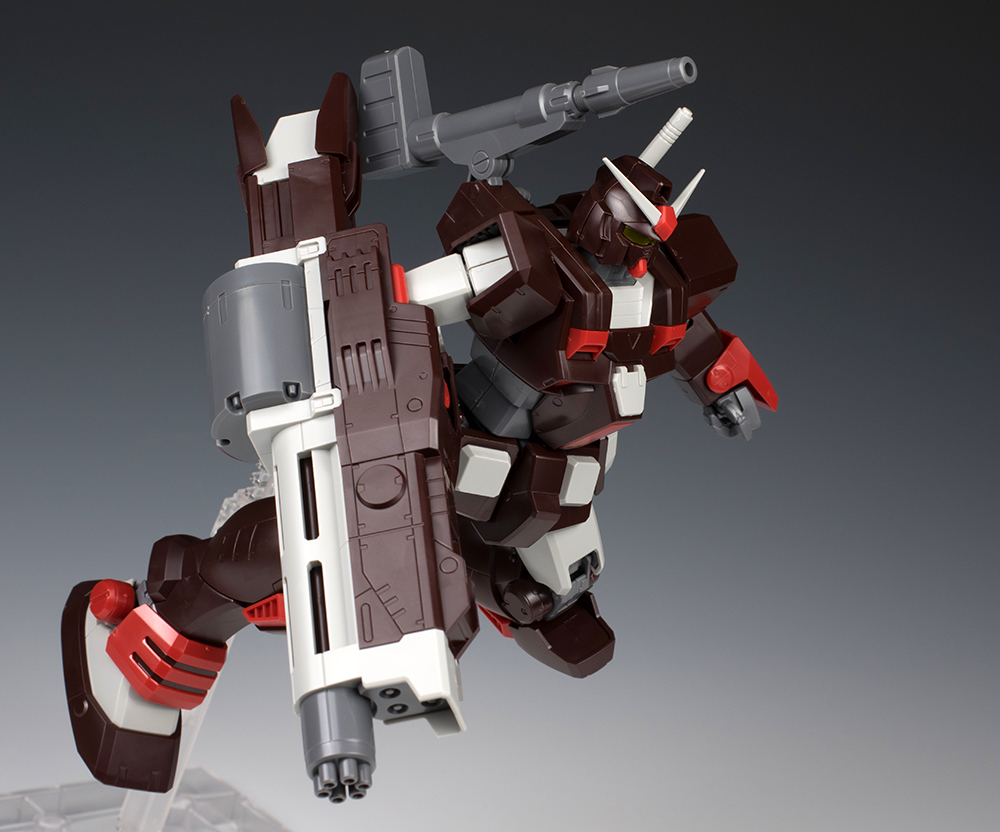 Review: P-Bandai: MG 1/100 FA-78-2 Heavy Gundam by schizophonic9