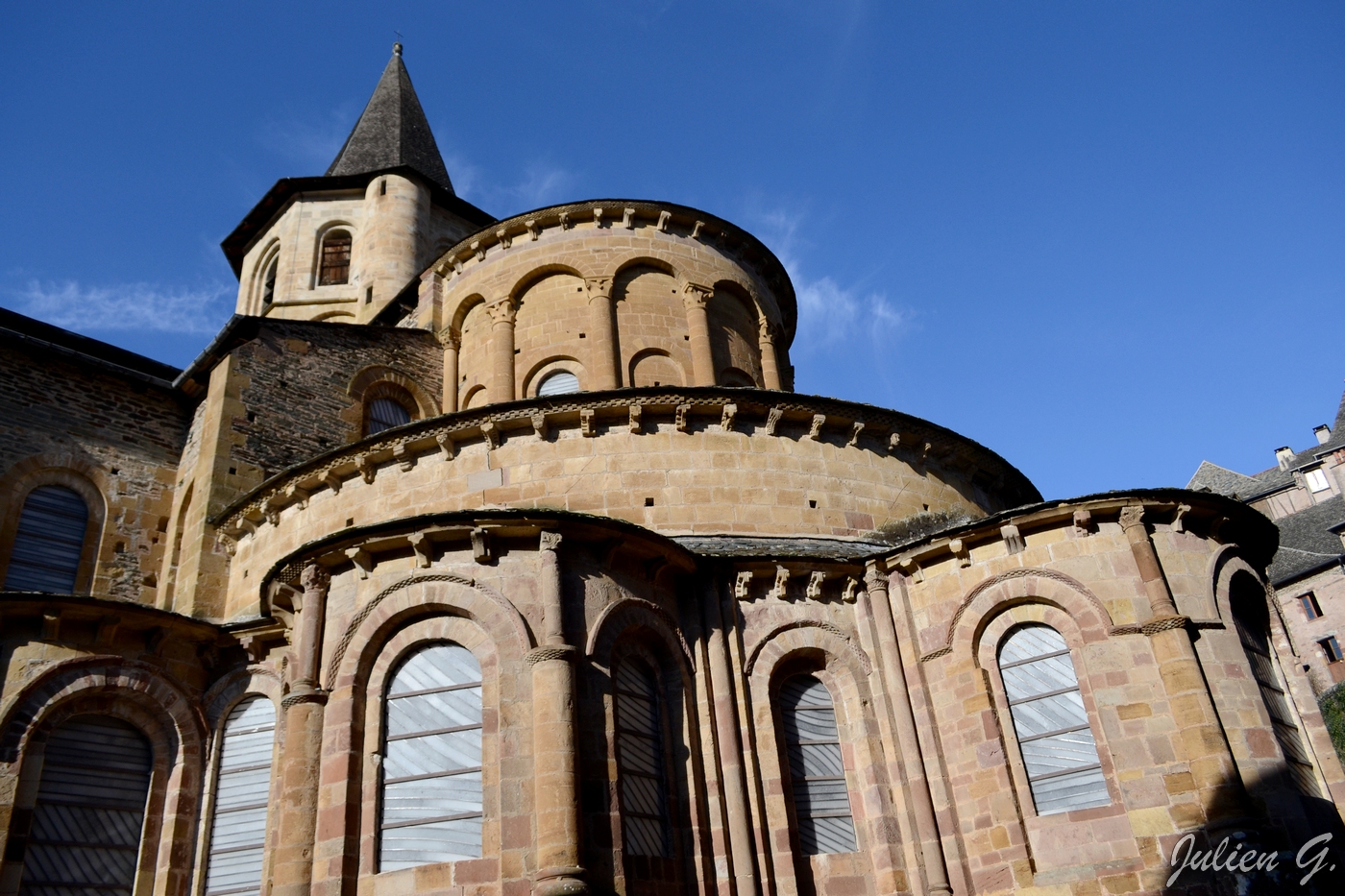 Coins du Monde: FRANCE - Occitanie - L'église abbatiale de Conques et ...
