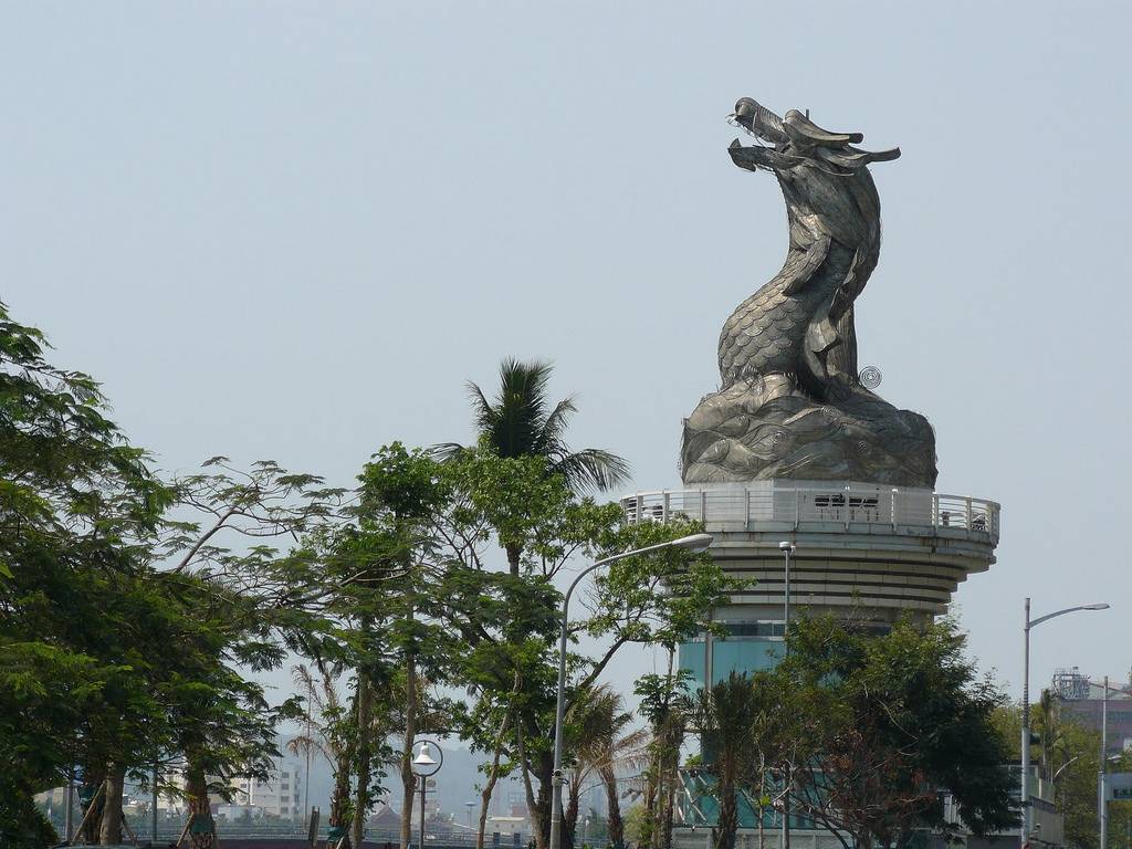 Here Be Dragons: Amazing Statues and Sculptures of Dragons Around the ...