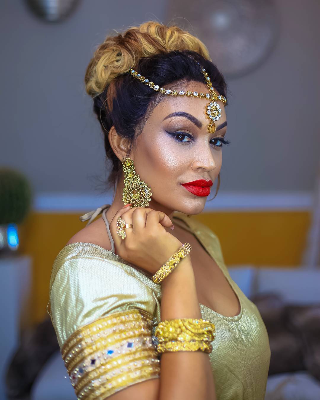 NURU THE LIGHT: ZARI HASSAN,THE HAIR EDITION!!!