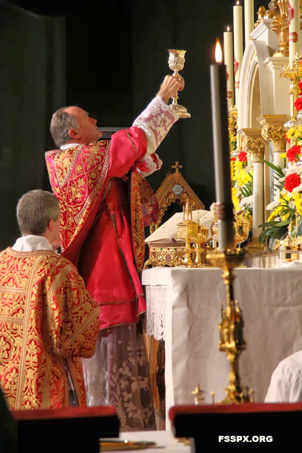 CaiaFarsa dos Inimigos da Igreja: Entrevista de Dom Bernard Fellay ...