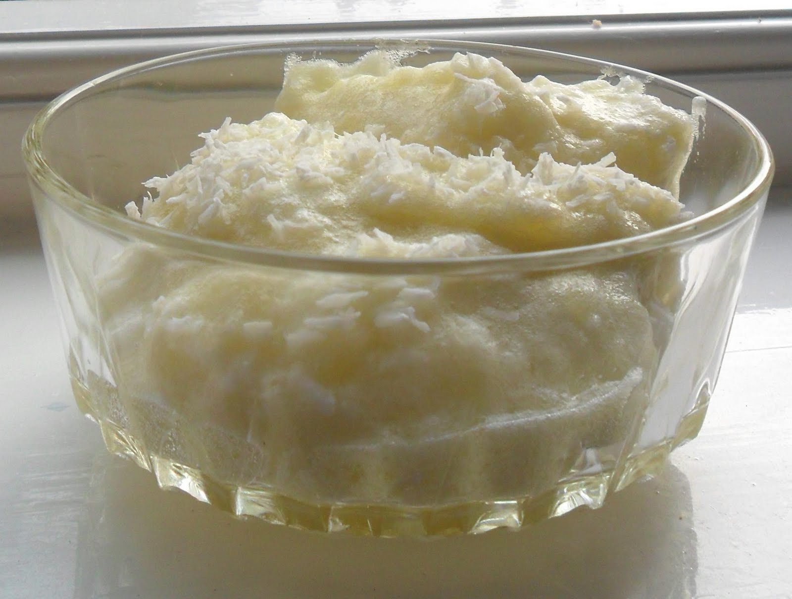 the silverscrapper's craft space: Apple Snow - Dessert Using Egg Whites