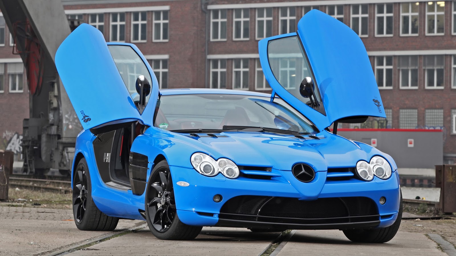 Modification Race Cars: Mercedes-Benz SLR McLaren V8 by CUT48