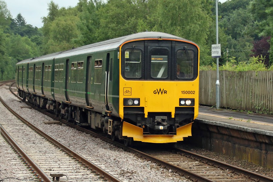 47s and other Classic Power at Southampton: The two Class 150 prototypes