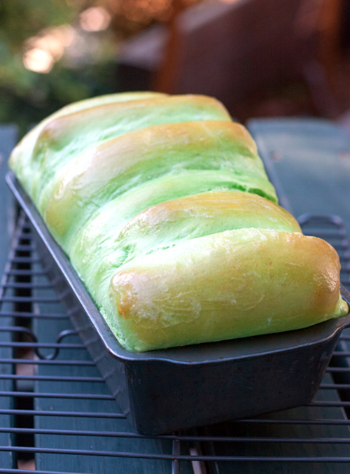 Red Shallot Kitchen: Pandan Bread (Tangzhong Method)