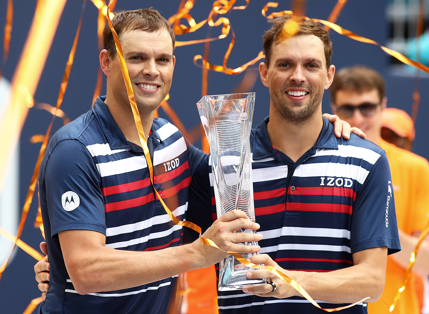 Tenis al Máximo: LOS HERMANOS BRYAN EXTIENDEN SU LEYENDA Y SE LLEVAN EL ...