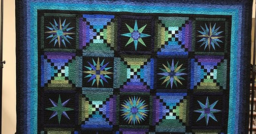 Quilting Land: Moon Glow Quilt