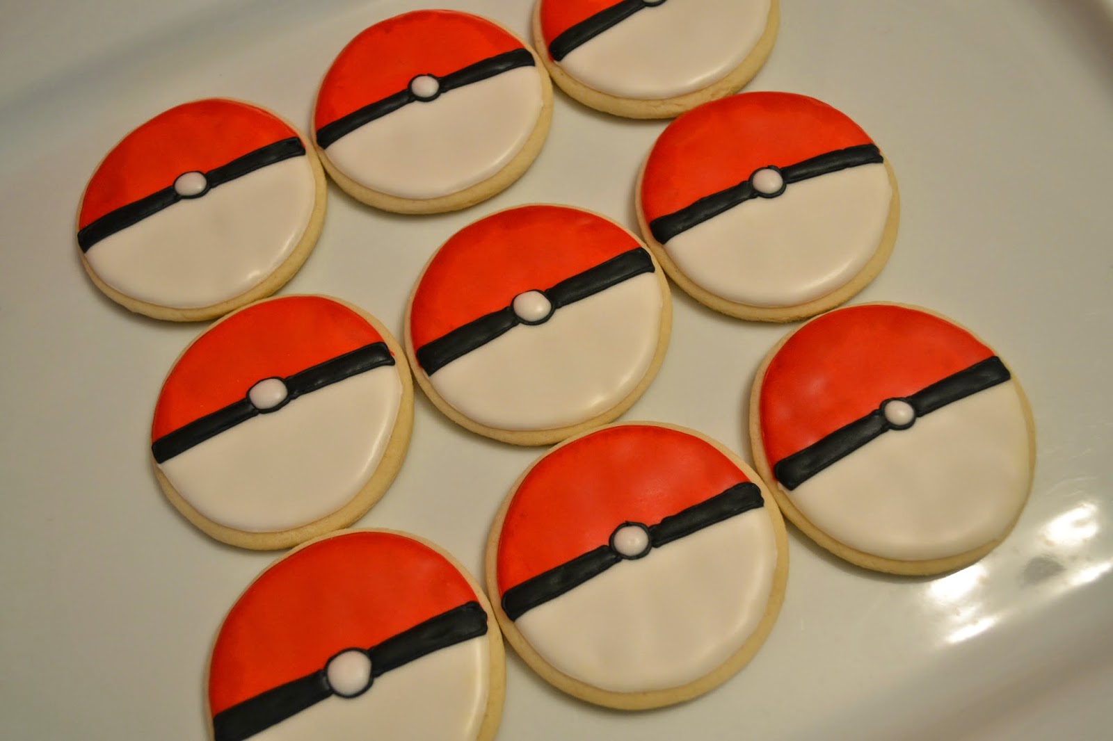 The Cutest Little Cakes by Celeste: Pokemon Sugar Cookie Tutorial