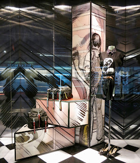 RetailStoreWindows.com: Prada, London