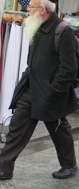 The Holyoaks in the Holy Land: Hassidic Jews and side curls