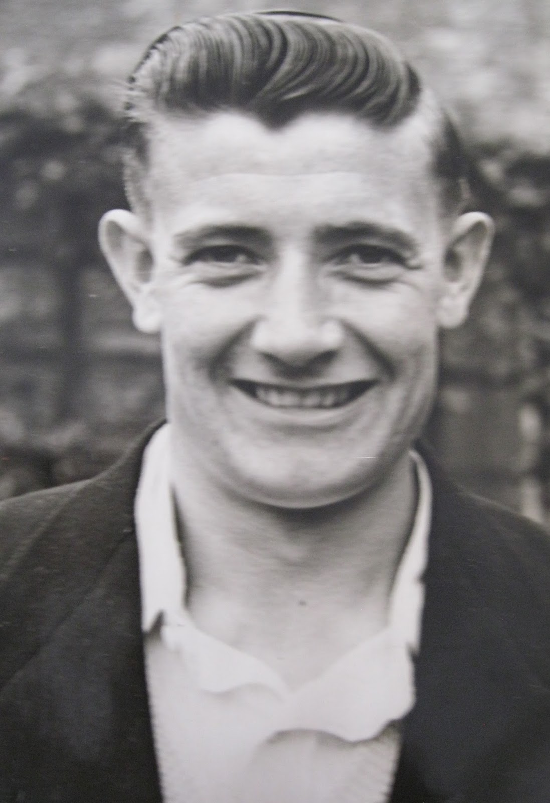 Derbyshire Cricket - Peakfan's blog: Edwin Smith book launch in ...