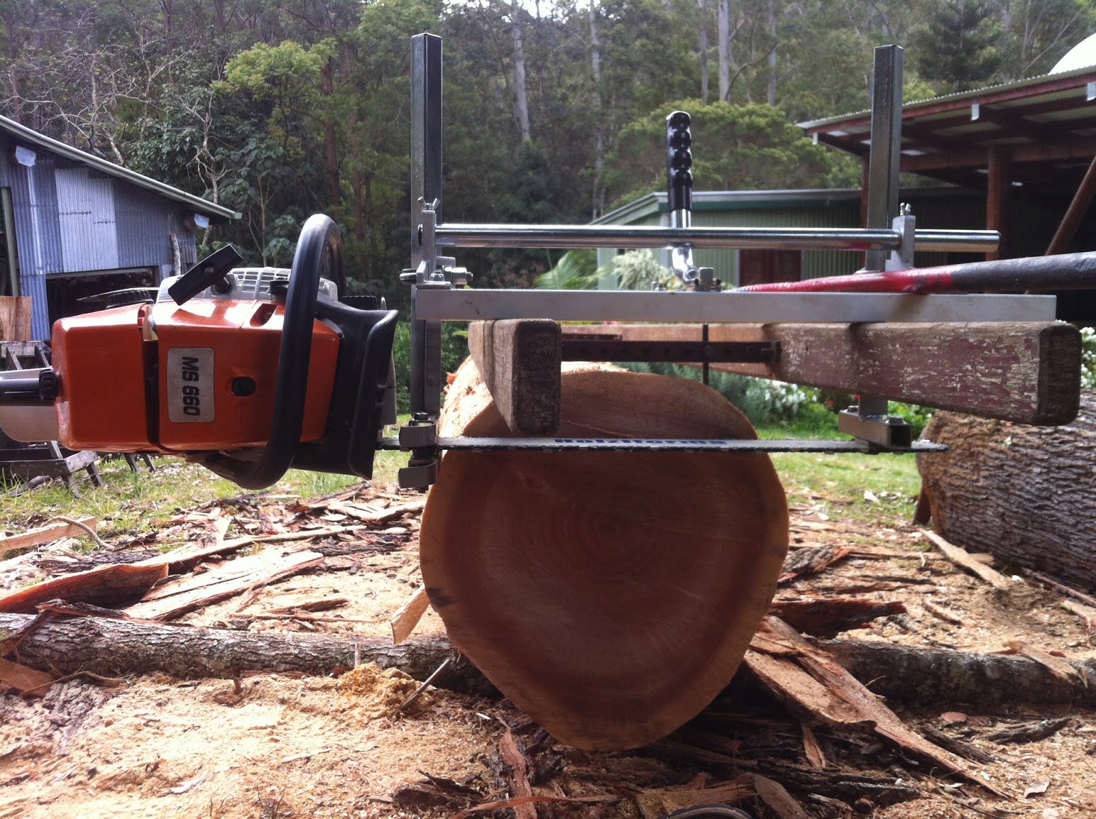 Bruce Teakle's Pages: Holzfforma/Huztl Alaskan Chainsaw Mill Review ...