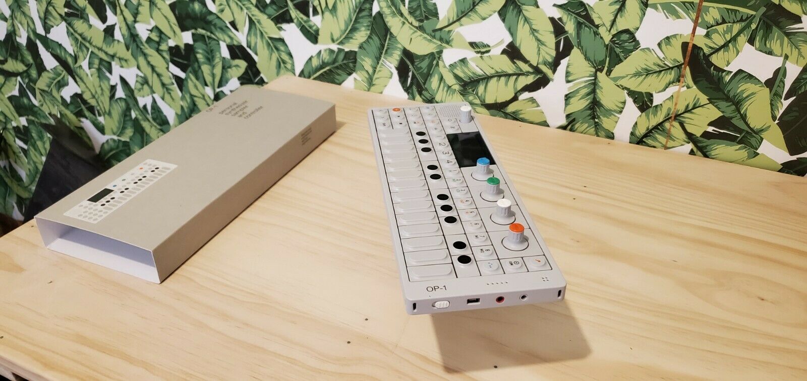 MATRIXSYNTH: Teenage Engineering OP-1 Keyboard Synthesizer