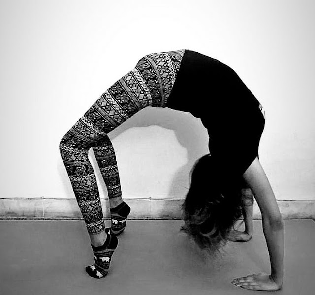 Everyone Gets Fit: Bend Your Back, Don't Break It! - Beginner Stretches ...