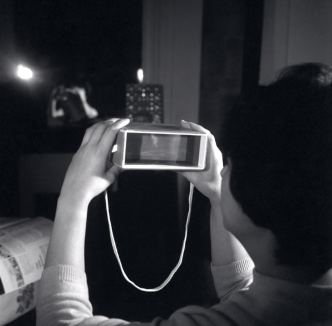 Artists' Books and Multiples: Carlos Cruz-Diez | Chromoscope