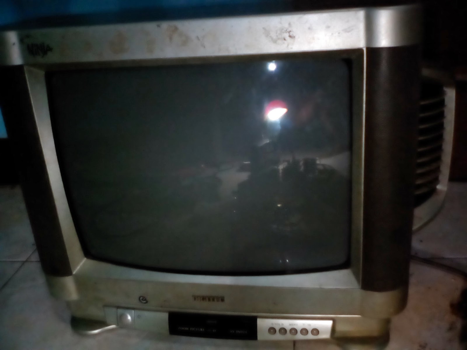 Elektronik Service: TV DIGITEC NINJA DN-1409M MATI TOTAL