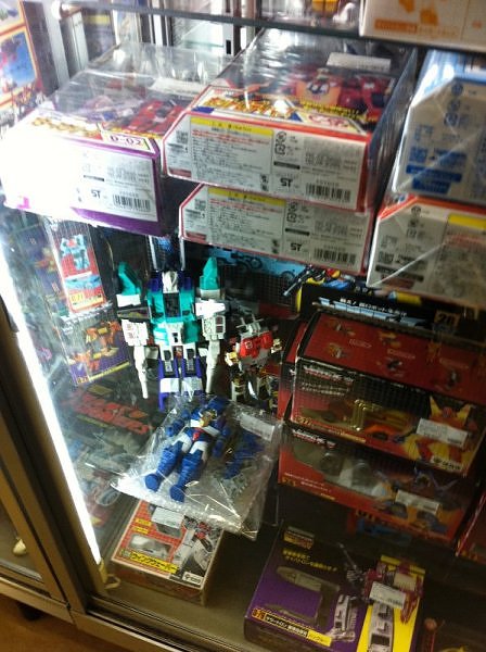 Heroic Decepticon: Heroic's Osaka Transformers toy shopping guide