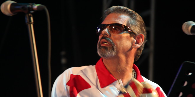 "Pichie" Pérez lanza primer disco como solista tras 40 años carrera