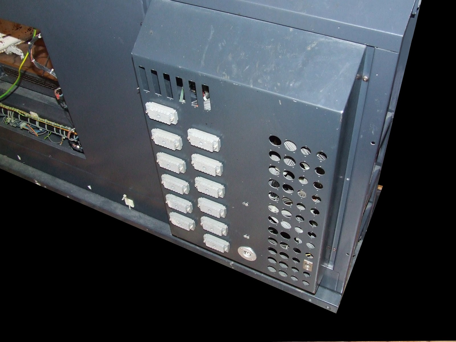 Vintage Audio Workshop: Amek Angela Mixing Desk Part 2