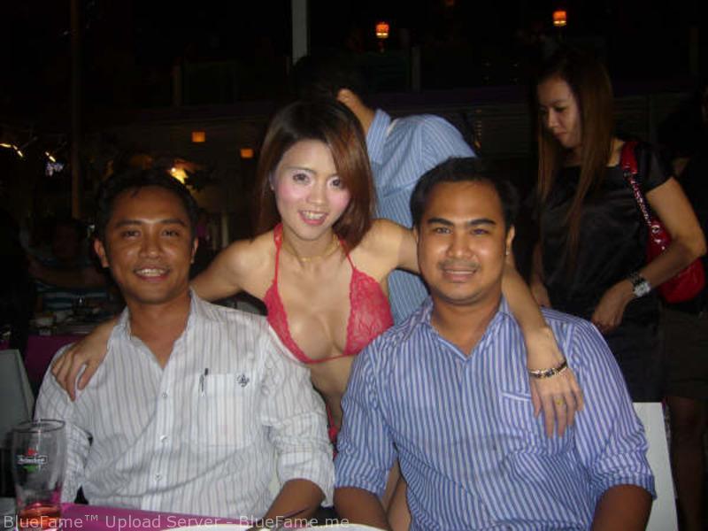 Asyiknya Pesta Bugil - MY DIARY PRIVATE SEX