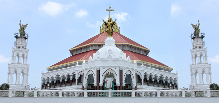 Largest church St.George's ( 593 AD), Edappally - Kerala