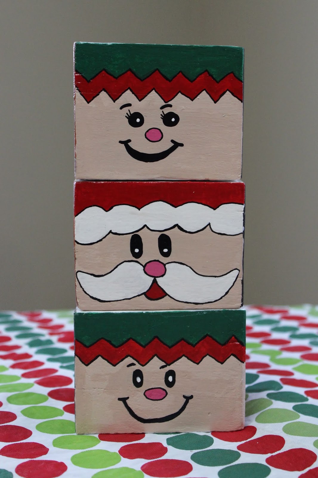 DIY Rotating Christmas Character Block Holiday Decor
