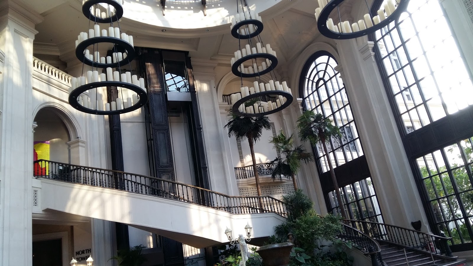 Heidy, Heici & Sakachan: Sampoerna Strategic Square