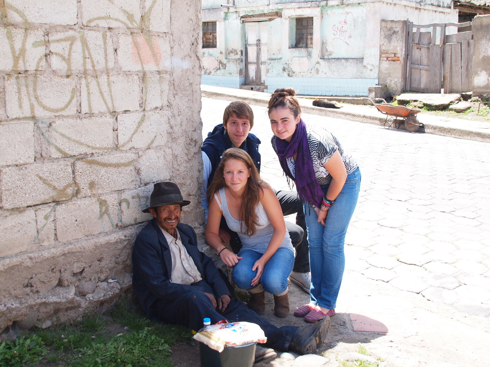 CLUB ROTARIO DE LOS CHILLOS: SERVICIO A LA COMUNIDAD EN MALCHINGUI ...