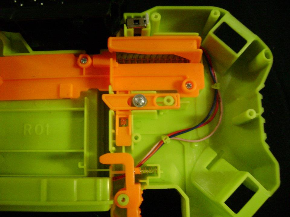 Urban Taggers.: Nerf N-Strike Rayven CS-18 Internals: First look