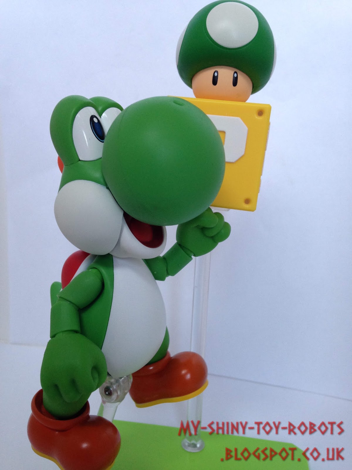My Shiny Toy Robots: Toybox REVIEW: S.H. Figuarts Yoshi