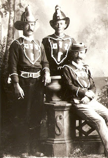 Nuts From the Family Tree: Mystery Monday: That photo of Joseph Hampton ...