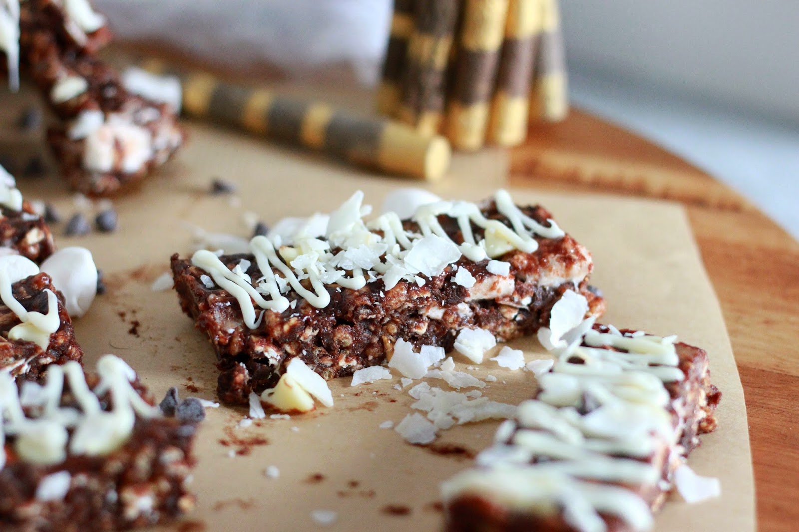 Feeding My Addiction: Chocolate Fudge Protein Bars