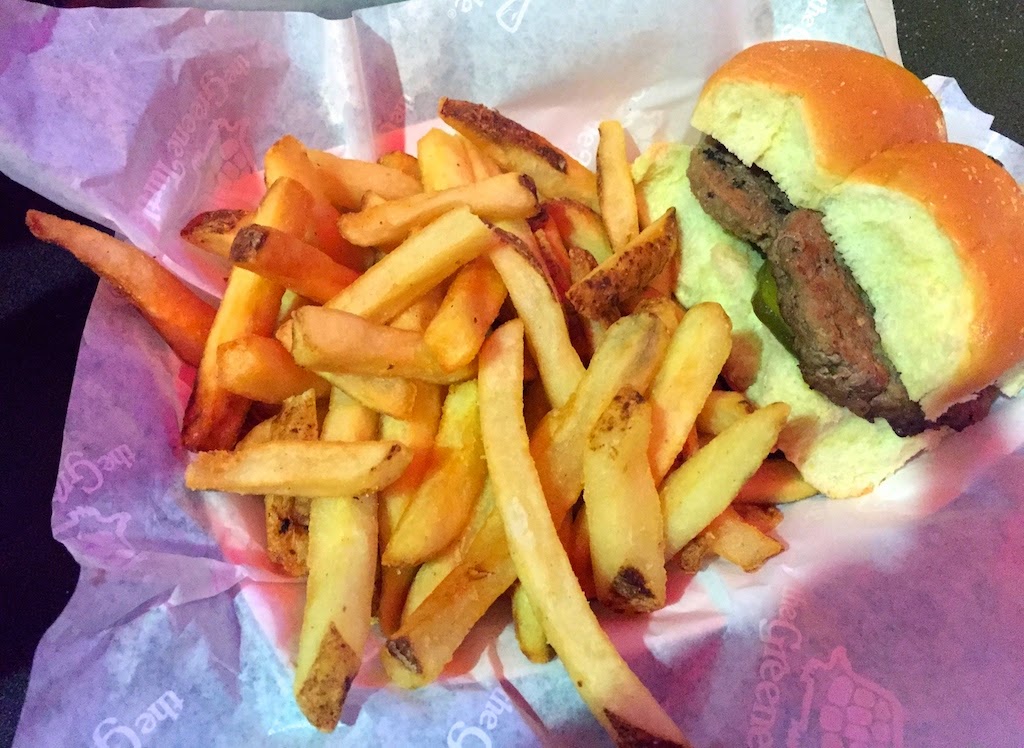 The Green Turtle Sports Bar & Grille Food Review - DC Outlook