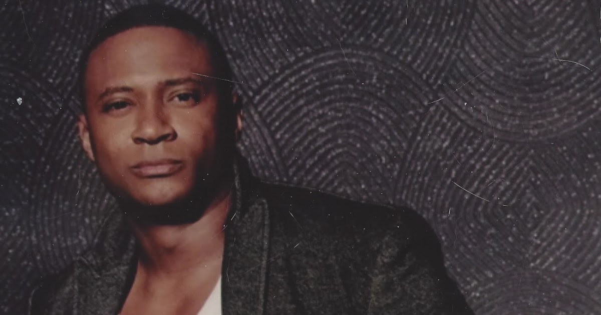 David Ramsey Dallas ComicCon 2016 | Autograph Hound's Blah Blah Blog