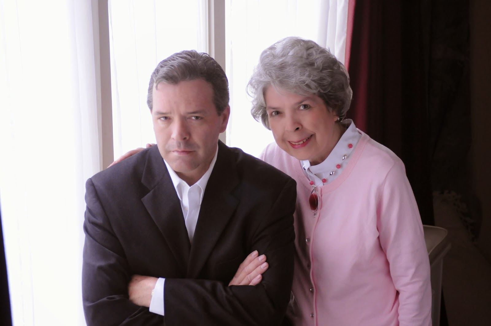 Murder at The Beach Bouchercon 2014 - Long Beach: Charles & Caroline ...