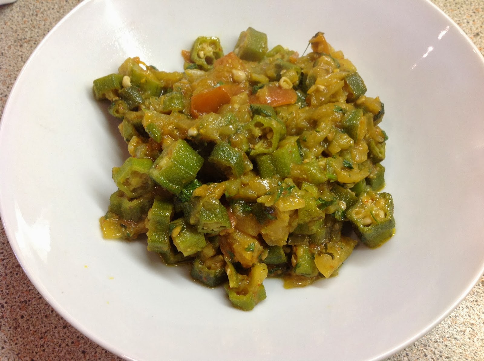 This Muslim Girl Bakes: Bhindhi (Okra Curry)
