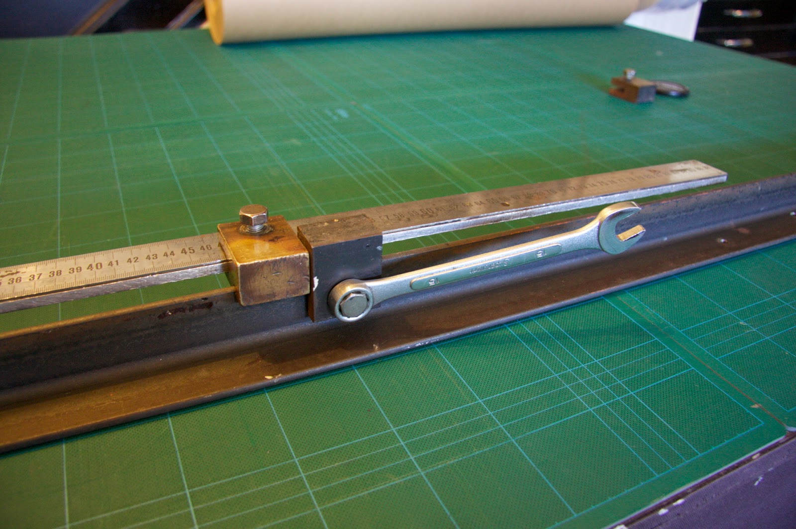 Tales From A Printroom: Stop Rulers & Stops :: handscreen printing tips