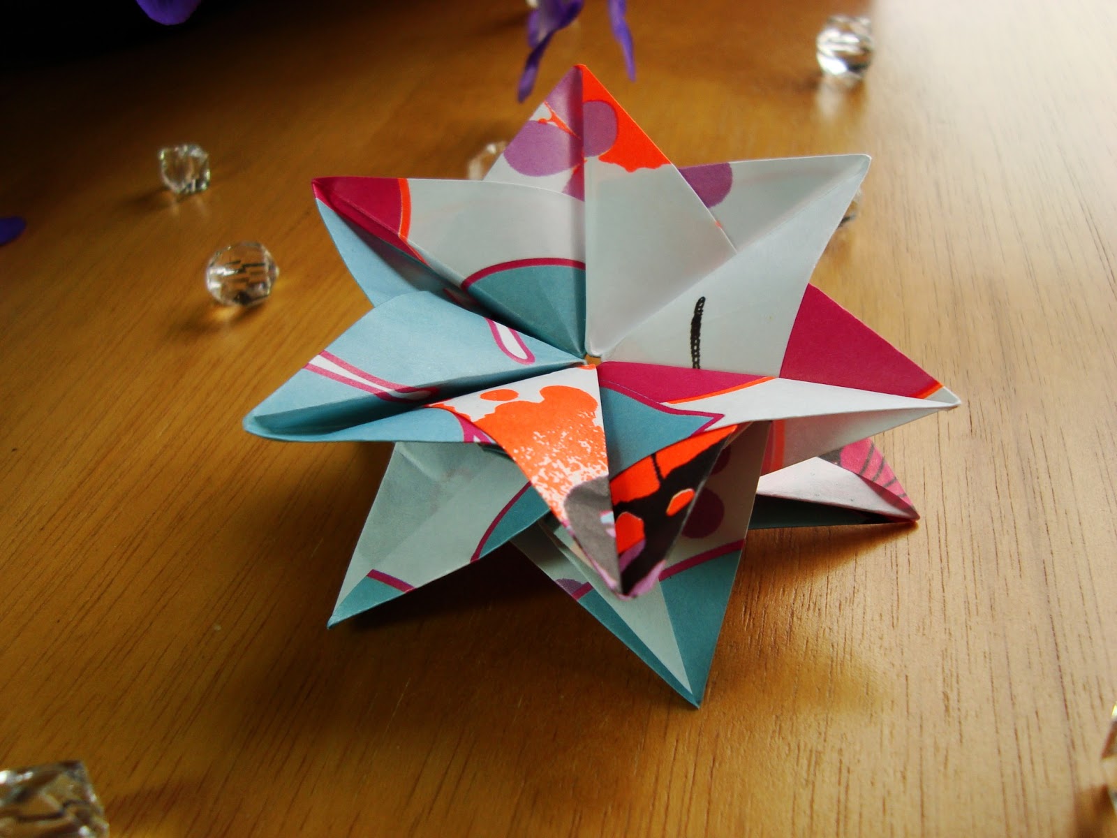 As Dobradeiras - Origami: Double Sided Star of David by Ilan Garibi