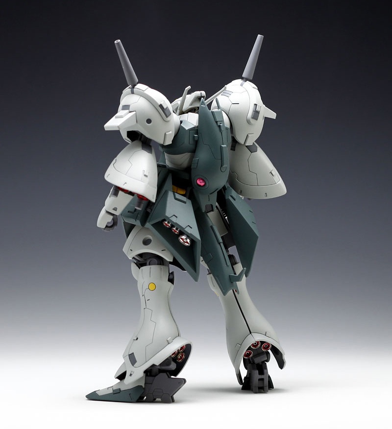 Build and Shoot: GABTHLEY: CUSTOM BUILD