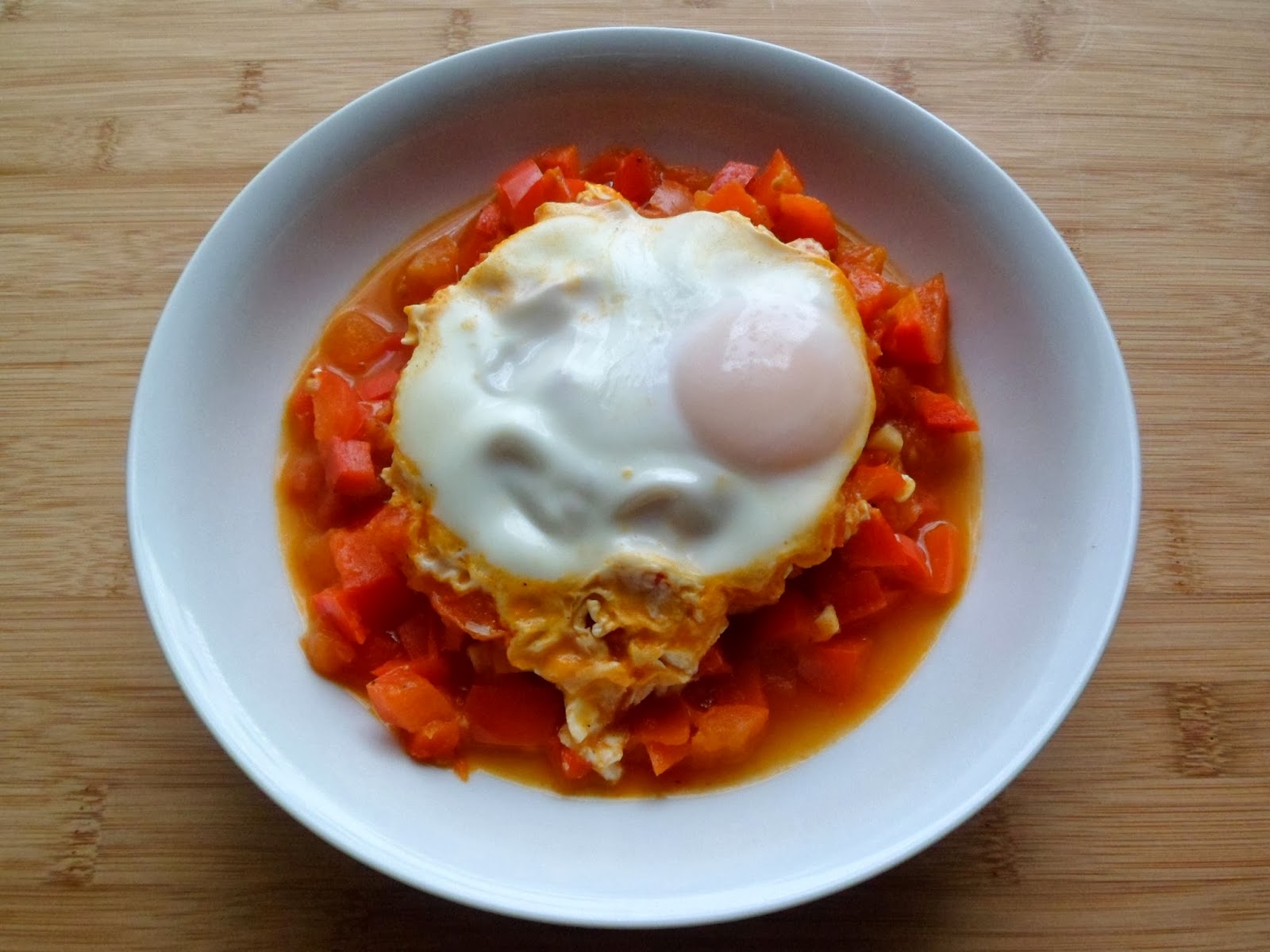 Les Crocs du Loupinet: Chakchouka algérienne - Mijotée poivron - tomate ...