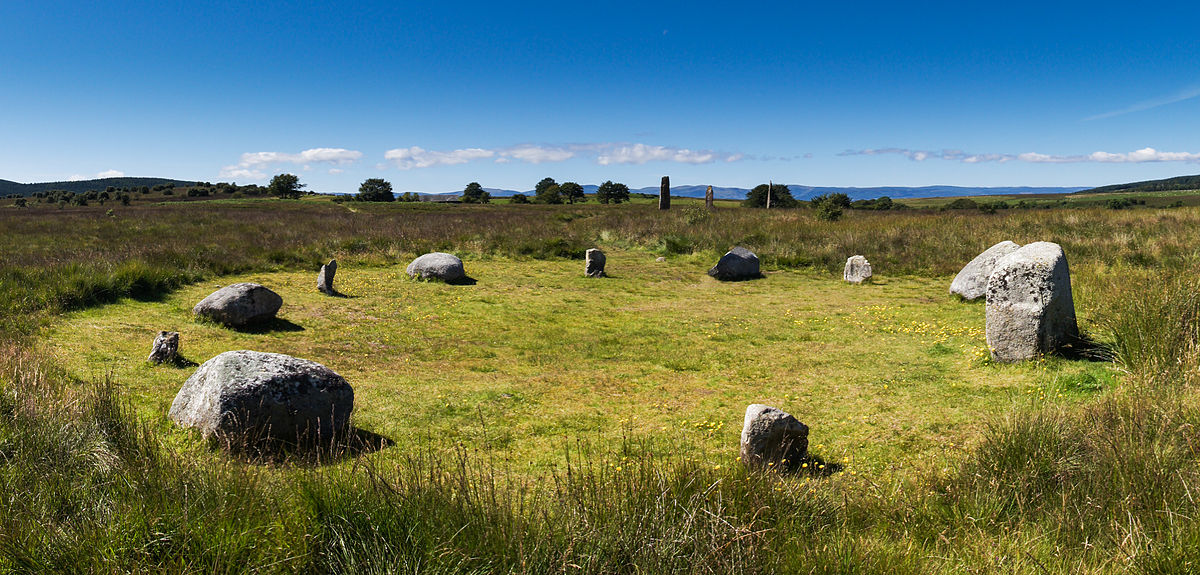 daily timewaster: Machrie Moor Stone Circles & Standing Stones, Arran ...