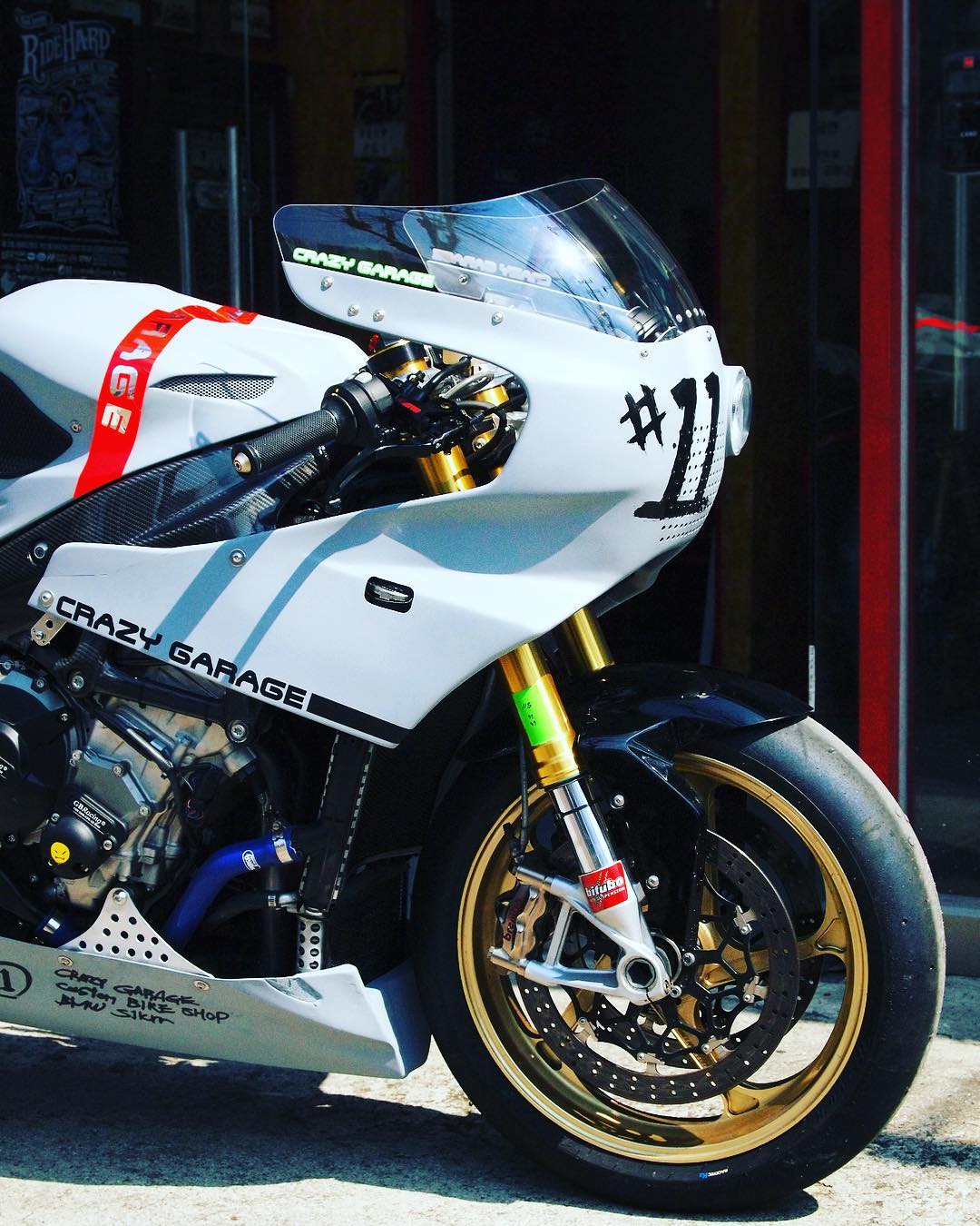 BMW S1krr Retroracer project - RocketGarage - Cafe Racer Magazine
